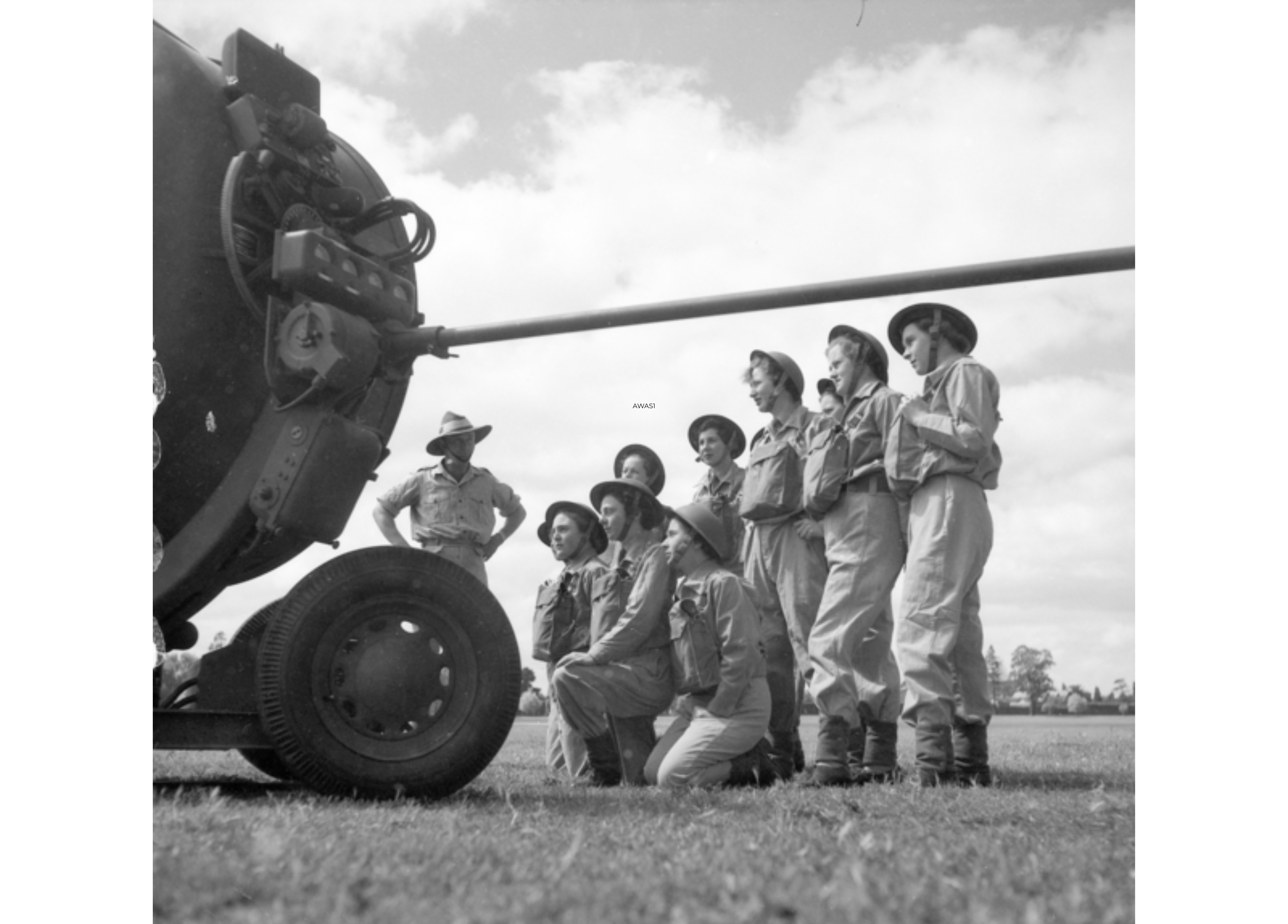 Anti-aircraft searchlights in Australia, 1939-1945 | Anzac Memorial ...